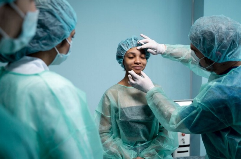 Perils of Plastic Surgery: Unveiling Potential Risks - Melanom Perils of Plastic Surgery: Unveiling Potential Risks - Melanom
